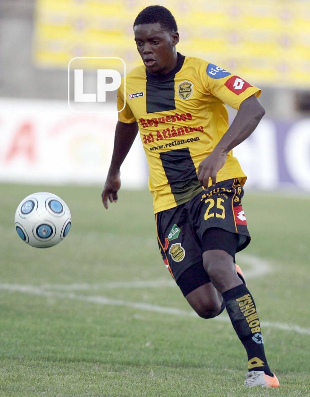 Clayvin Zúniga y su historia: vio la muerte de cerca, su terrible ...