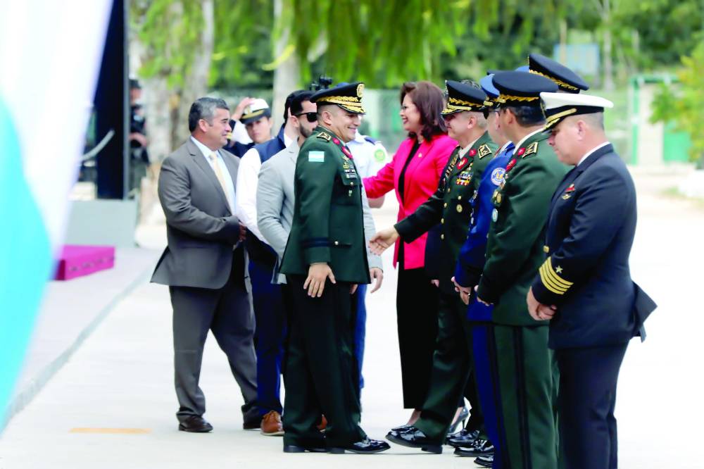 Fuerzas Armadas: 35 oficiales se retiran