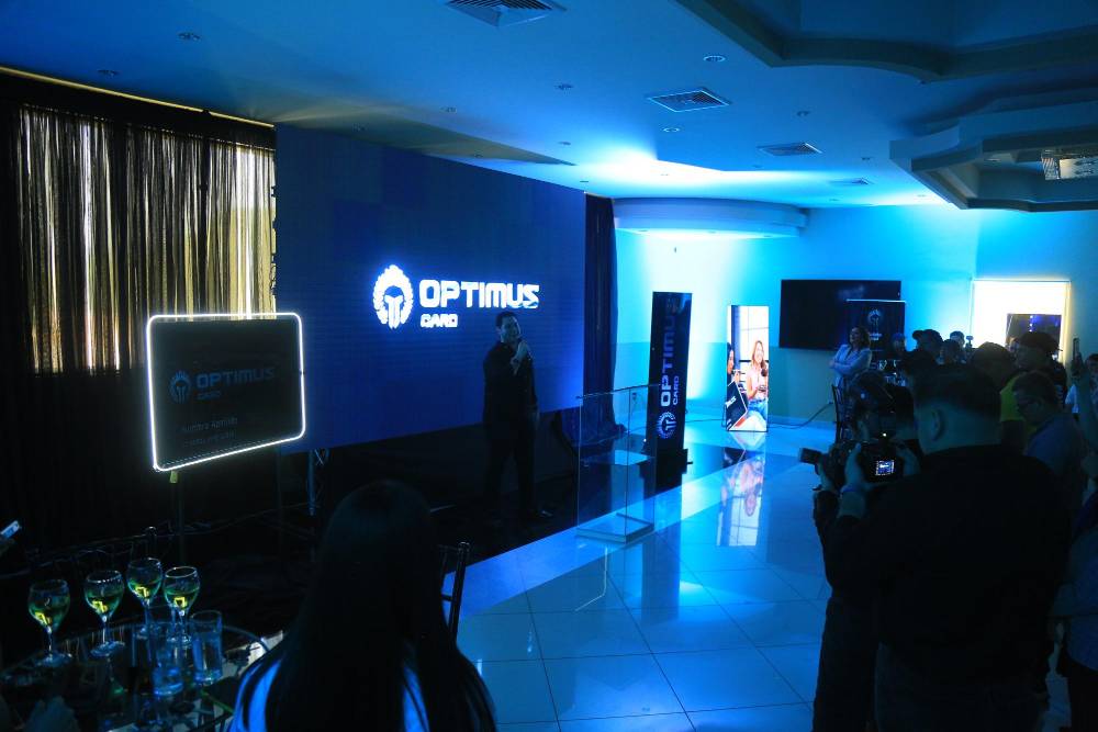 ¿Cómo funciona la tarjeta de descuentos Optimus Card?