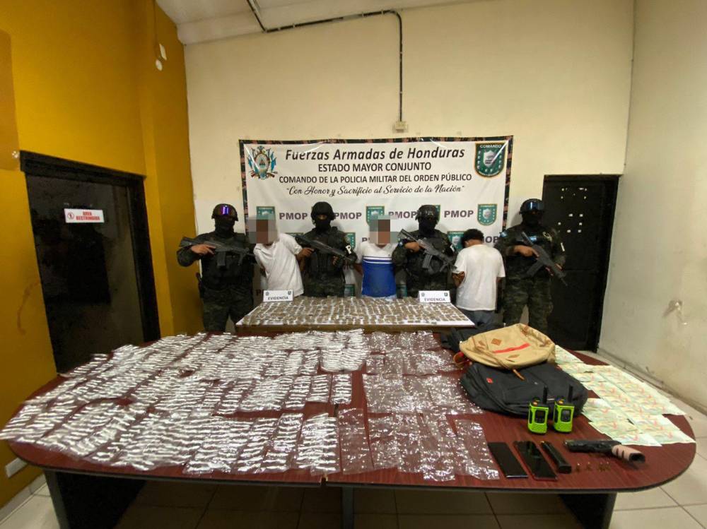 Con droga, armas y dinero caen tres mareros en la San Jorge de El Progreso