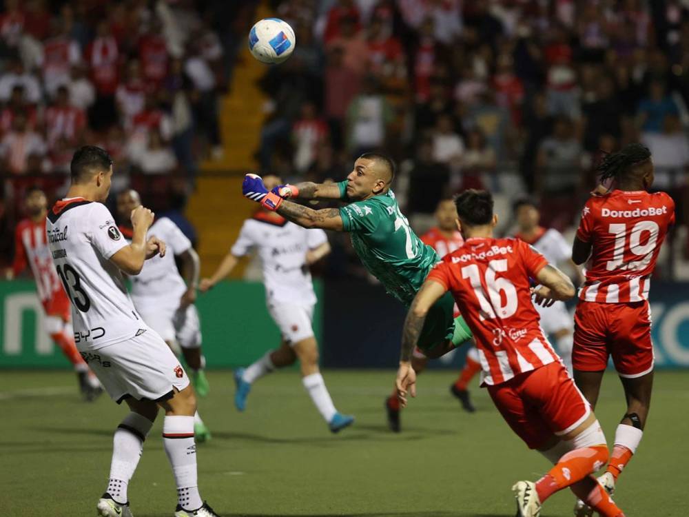 Real Estelí no aprovecha y Alajuelense se lleva valioso empate en la ...