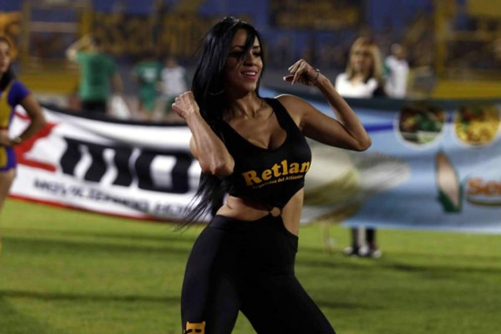 ¡con Sexys Bailes Las Bellas Chicas De La Semifinal Real España Marathón