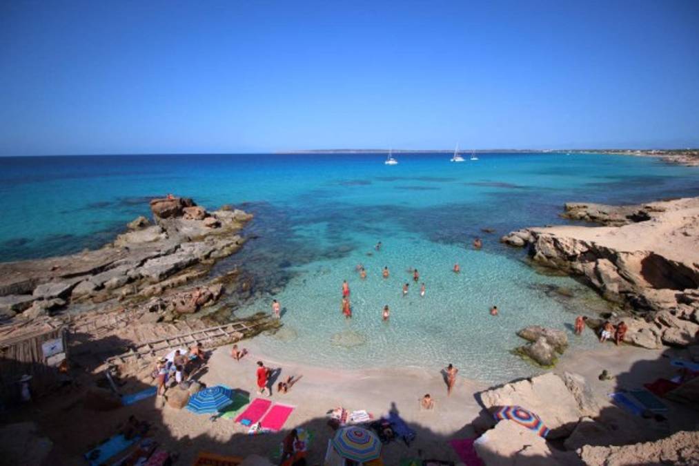 Formentera, un pequeño paraíso de agua cristalina