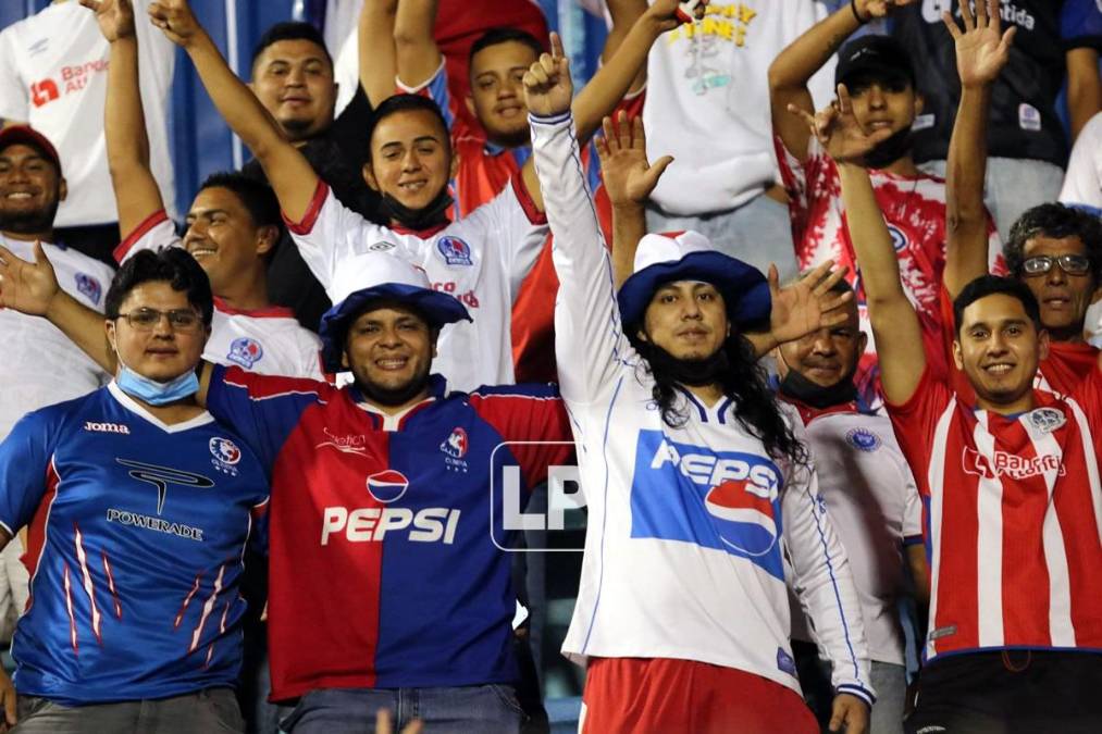 Llenazo espectacular de afición de Olimpia y fiesta de la Ultra Fiel en ...