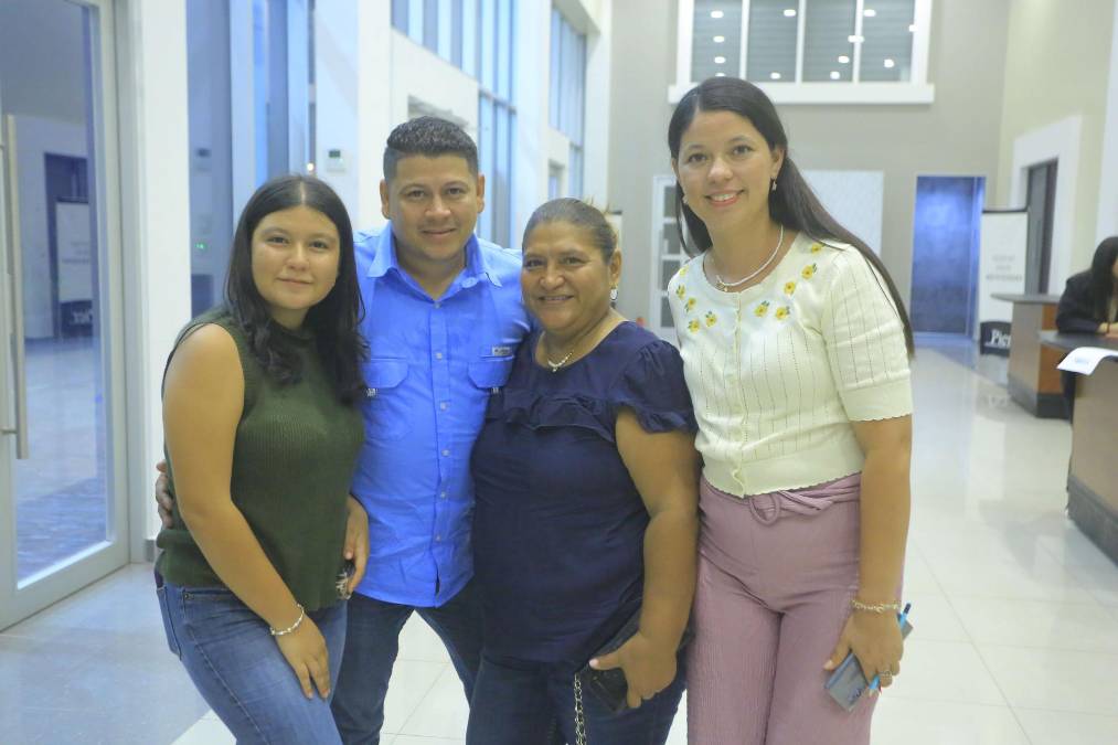 Talento y emoción en concierto “Hollywood suena Vol. 2”