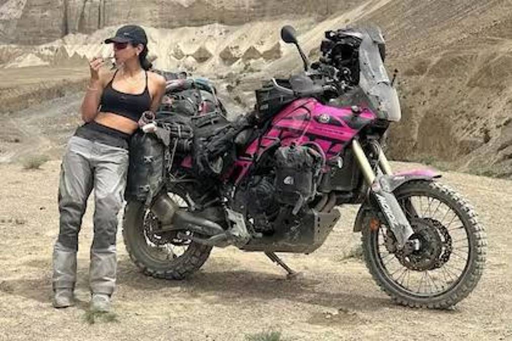 Quién es Fernanda, la influencer española atacada en la India