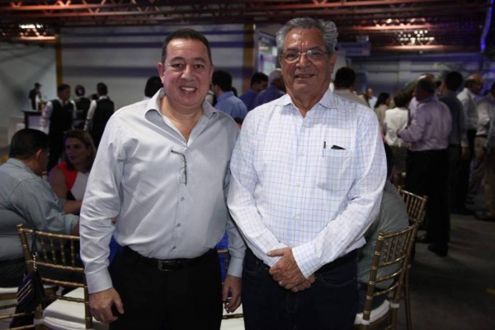 Inauguración de Monterroso Mi Ferretería