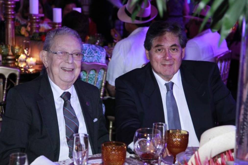 El Cumpleaños De Martha Larach De Canahuati
