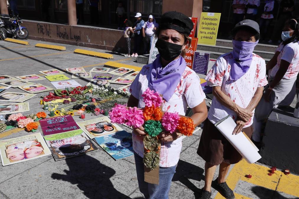 Mujeres marchan contra la violencia en Honduras (FOTOS)