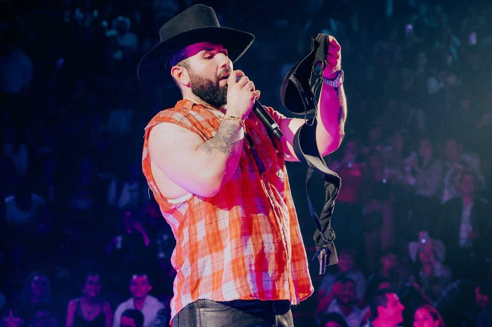 Carín León: 10 cosas que debes saber antes de su concierto