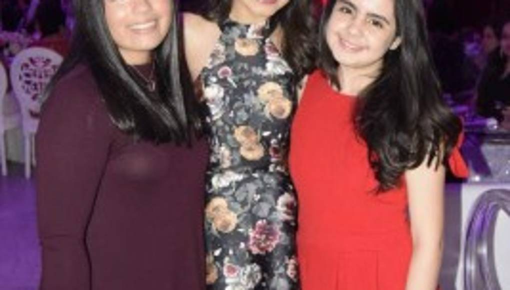 Noche elegante para Melanie Alejandra Turcios - Diario La Prensa