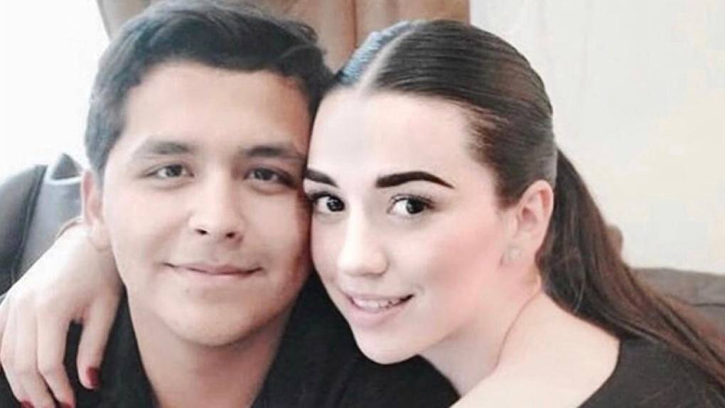 ¿Quiénes han sido las novias de Christian Nodal?