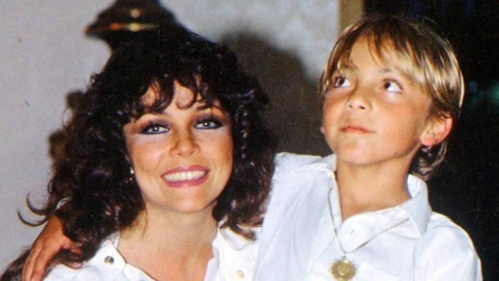 La hija menor de Cristian Castro y nieta de Verónica Castro ha crecido mucho y está bellísima