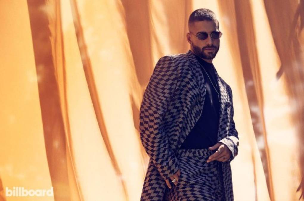 Bellos y sensuales: JLo y Maluma engalanan la portada de la revista ...