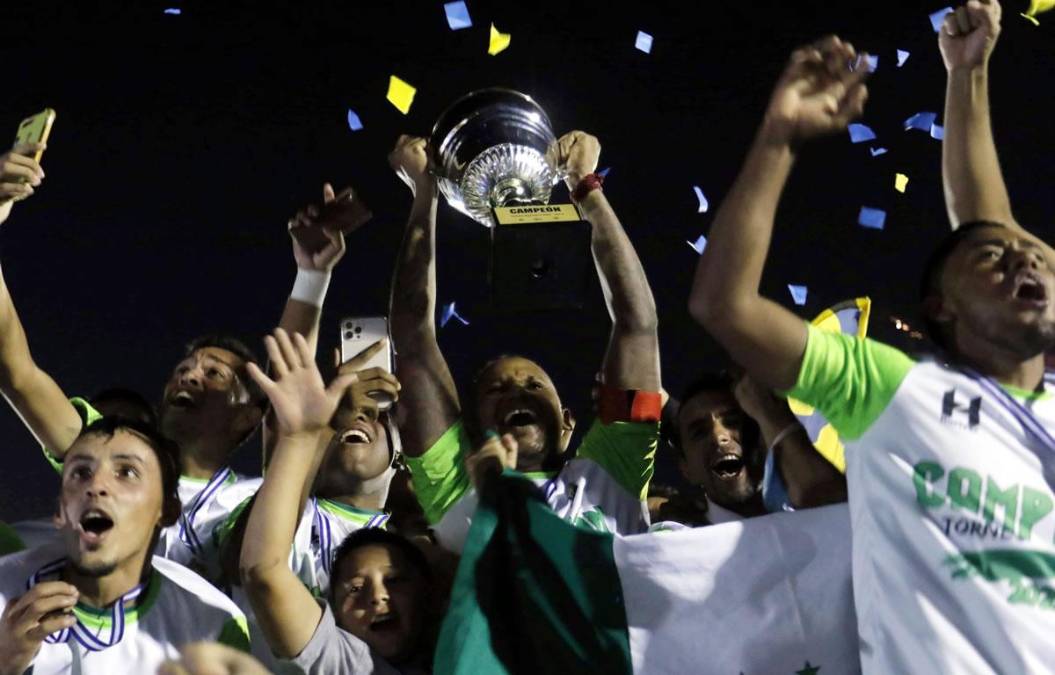 El festejo del campeón Juticalpa FC y feo gesto de Real Juventud