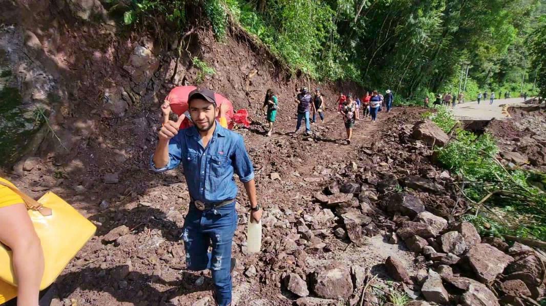 Con obras provisionales restablecen paso hacia Copán Ruinas y Corquín