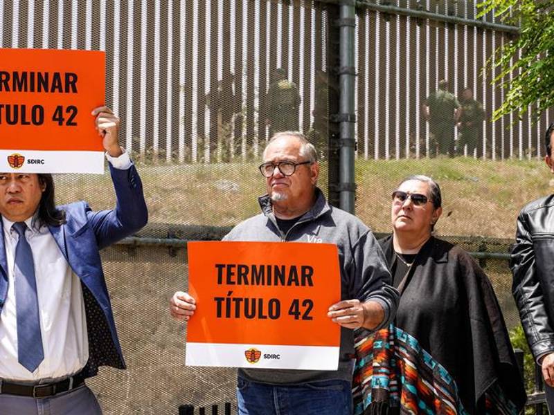 Quince estados de EEUU piden a un juez mantener el Título 42