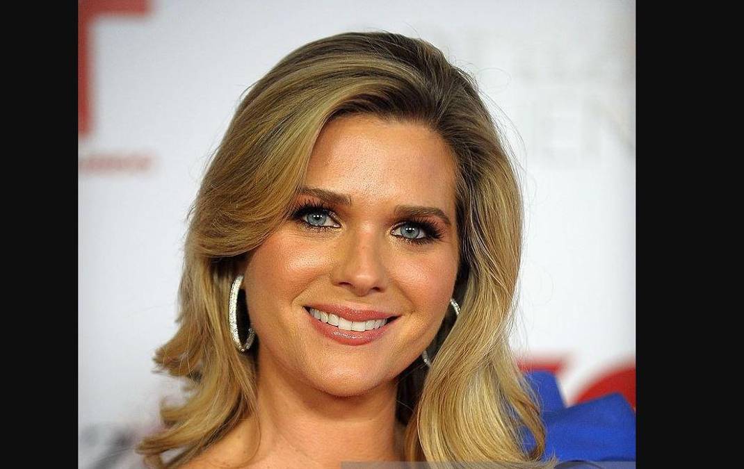Sonya Smith, la actriz de telenovelas que ahora es enfermera