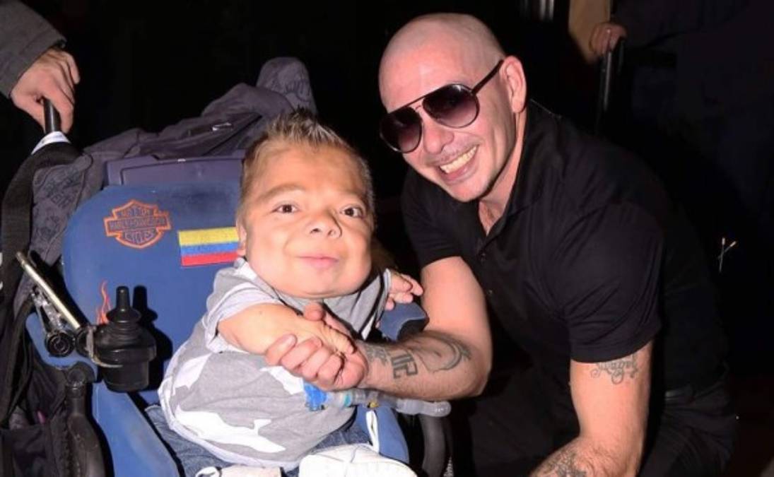 Christopher Álvarez, el amigo de de las estrellas