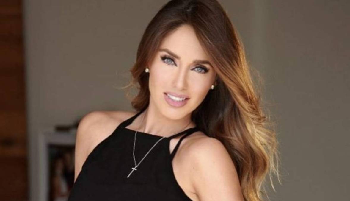 FOTOS: Anahí se muestra sin maquillaje y sorprende por cómo luce ...
