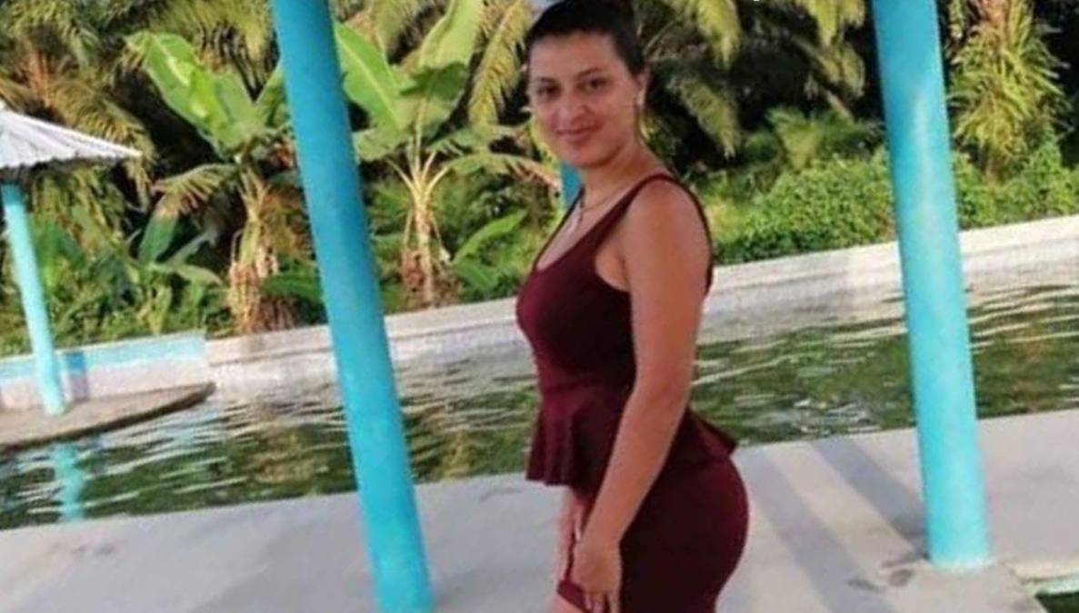 Entre globos y flores dicen adiós a Adela Ramírez, hondureña fallecida ...