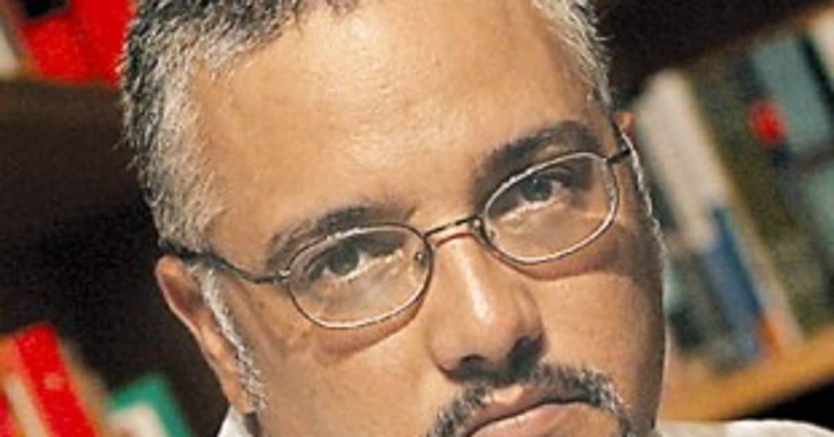 Enrique del Risco obtiene premio