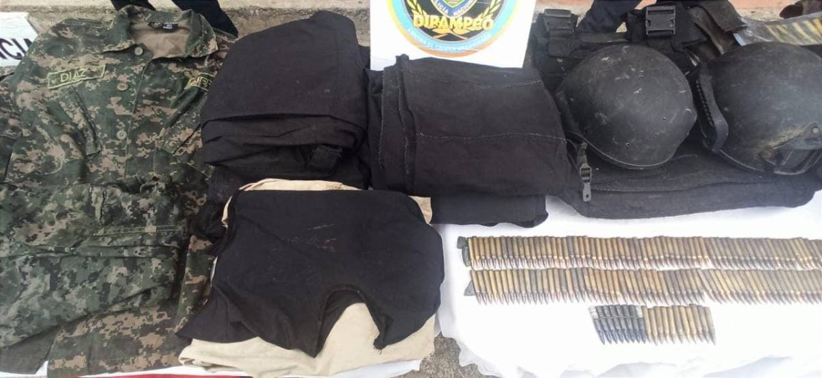 Cascos, uniformes militares y munición pesada: las maras y su renovada ...