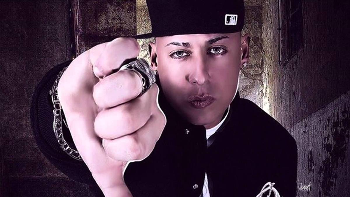 Conoce los detalles sobre el nuevo disco de Cosculluela