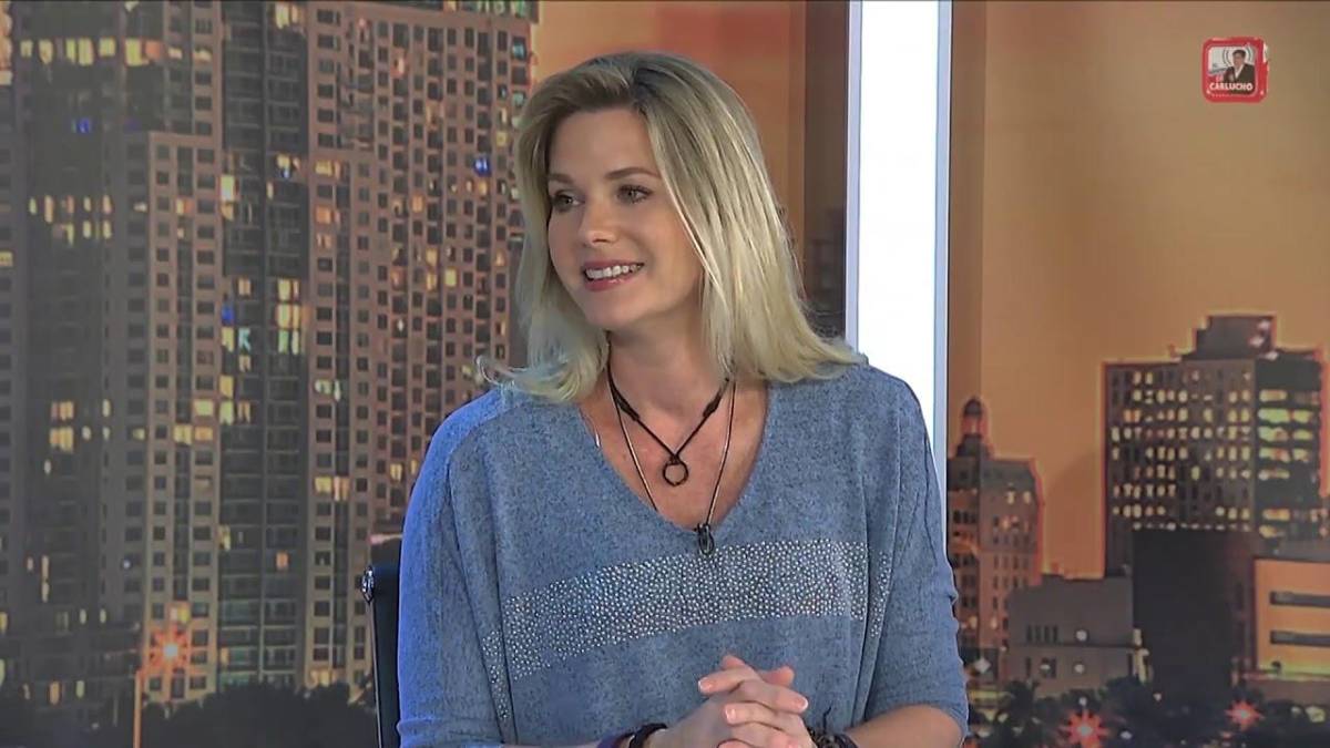 Sonya Smith, la actriz de telenovelas que ahora es enfermera