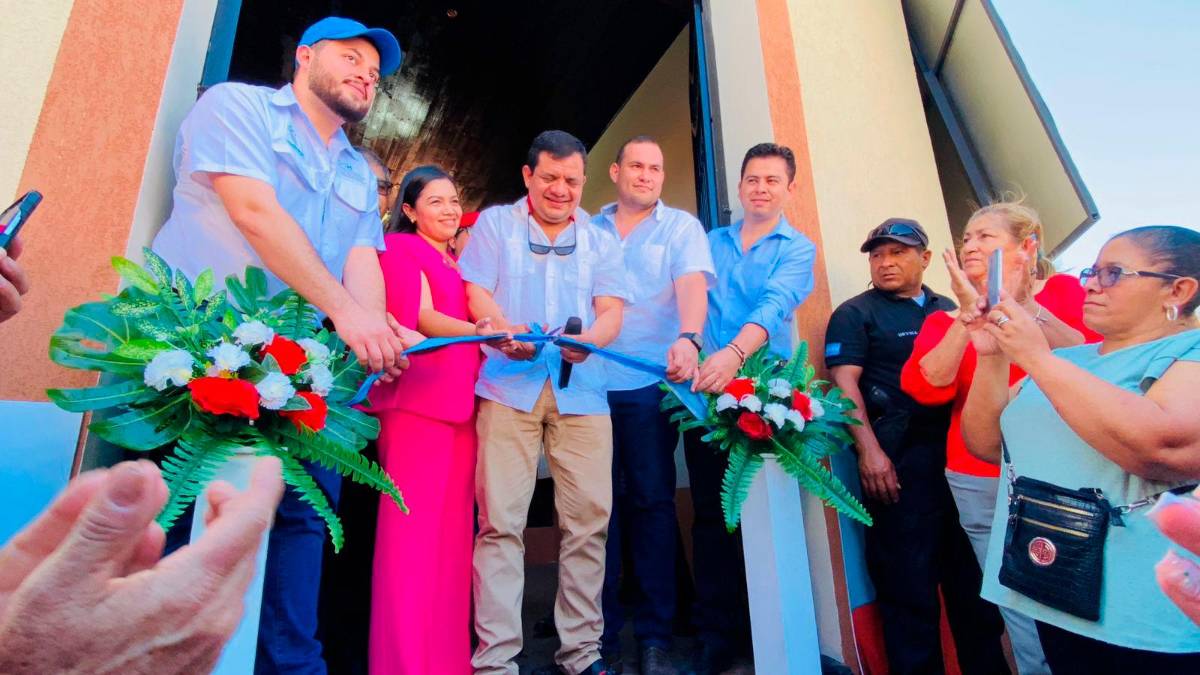 Inauguran nuevo mercado de Gracias, Lempira, incendiado hace dos años