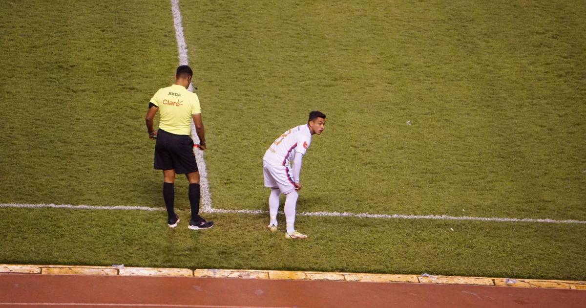 Video: Así recibieron a Edwin Rodríguez en su regreso a Olimpia