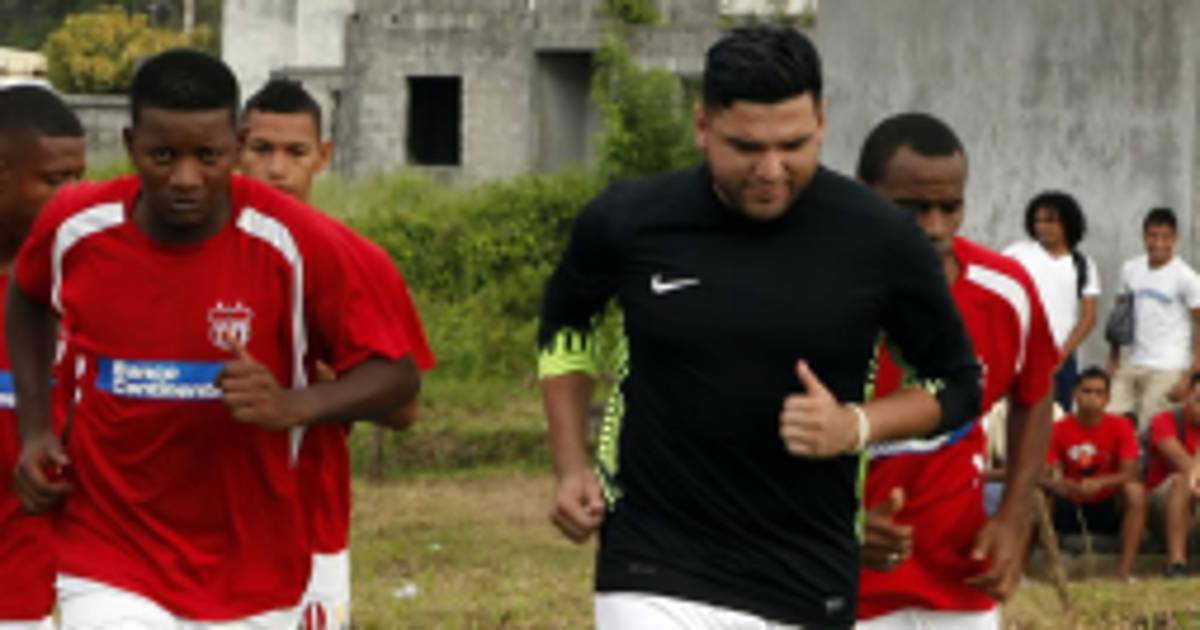 El Vida siguen esperando pago