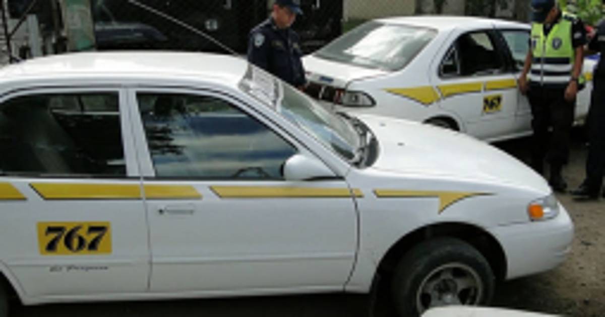 Cerca de 200 taxis operan de manera ilegal en El Progreso