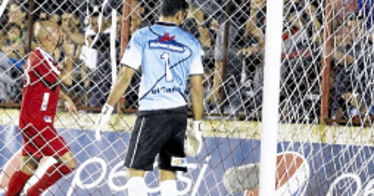 Torlacoff da primer triunfo al Choloma