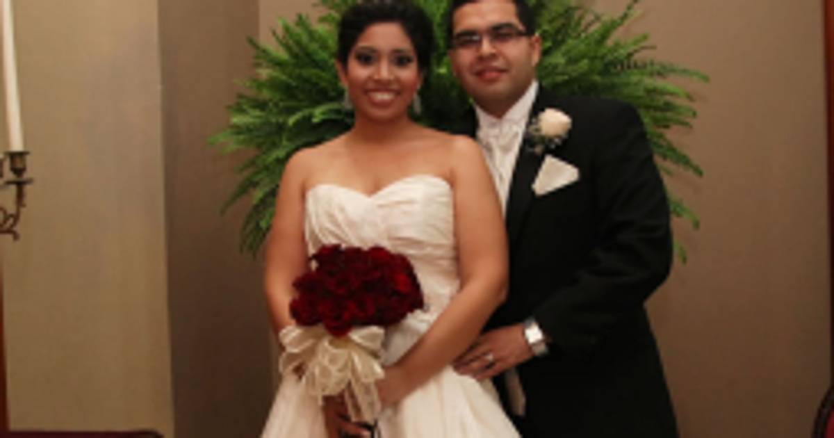 Los novios se juran fidelidad