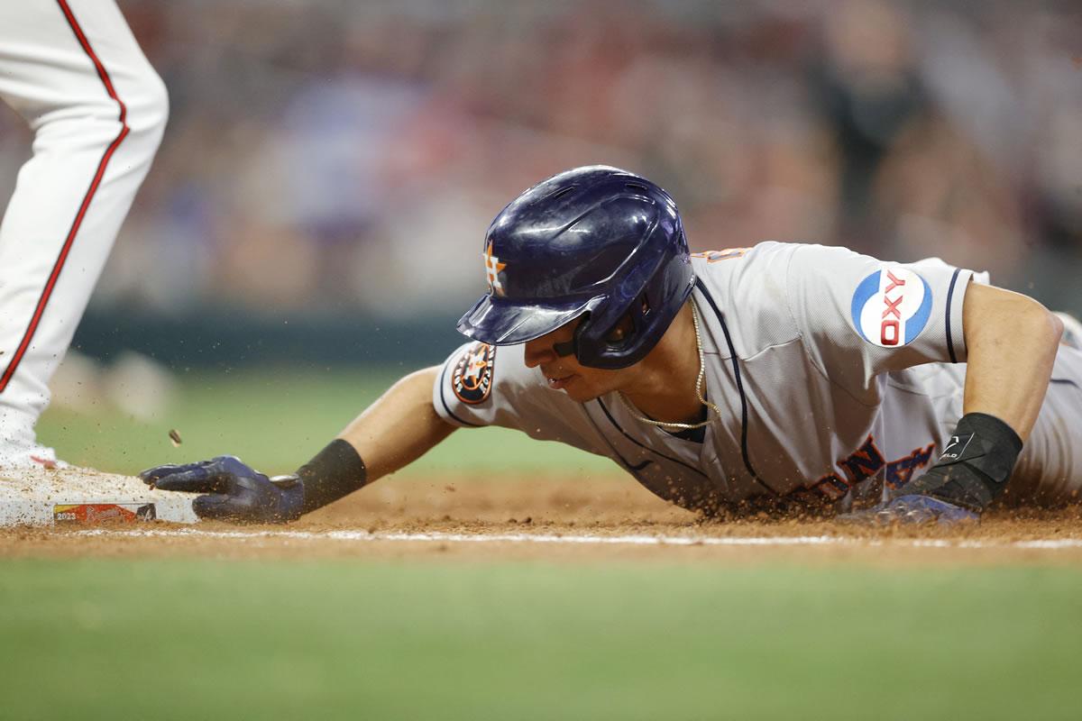 ¡Brillante! Mauricio Dubón llegó a 15 juegos con hits y hace historia