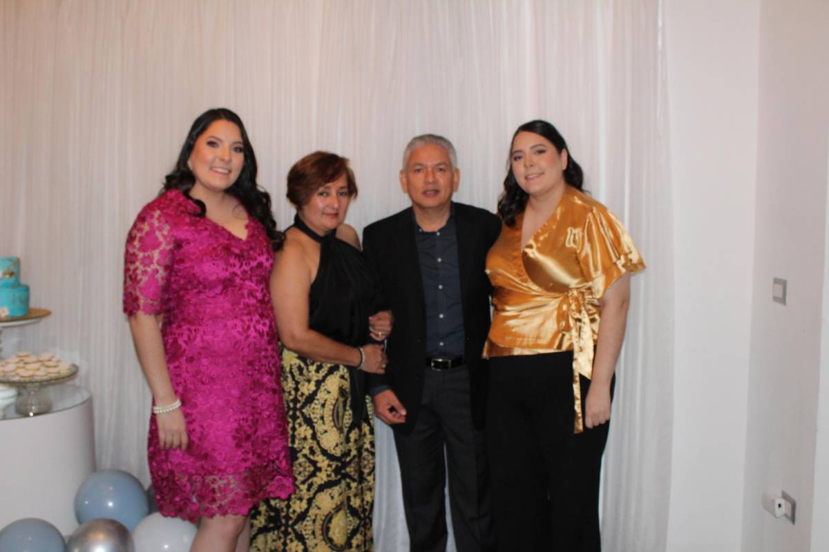 Daniela Isabel Alberto Lara celebra sus fabulosos quinceaños