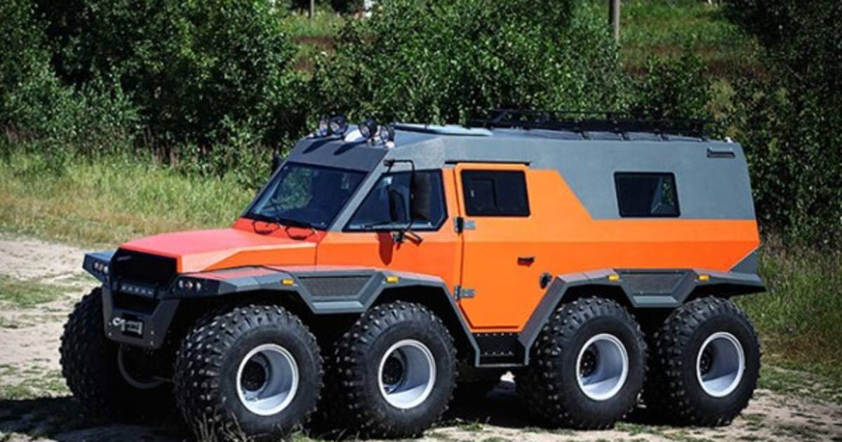 ¿Por qué conformarse con un 4x4 cuando existe el 8x8?