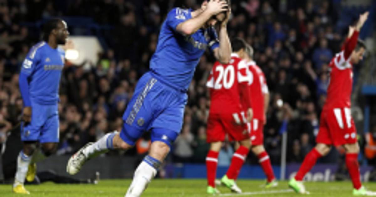 El QPR sorprende al Chelsea y Suárez se exhibe con doblete