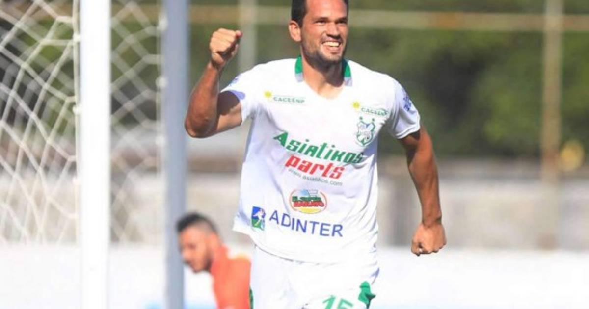 Mario Abadía no ha podido entrenar con Platense