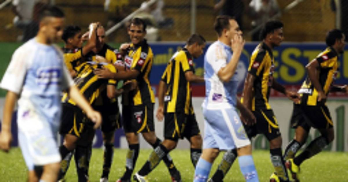 Real España rompe racha y vuelve a ganar después de 15 partidos