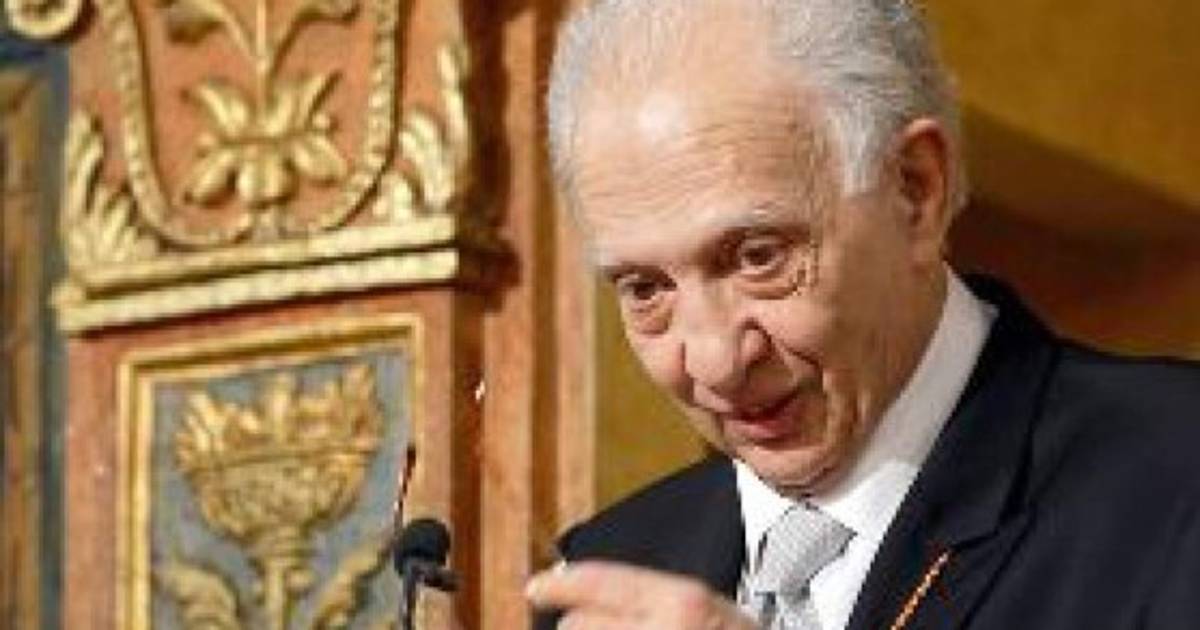 Los 74 años de Pitol