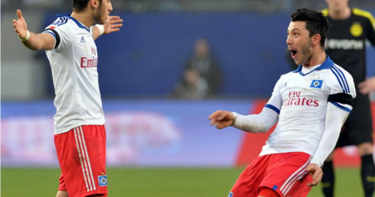 Hamburgo se sacude la crisis y sorprende doblegando al Borussia Dortmund