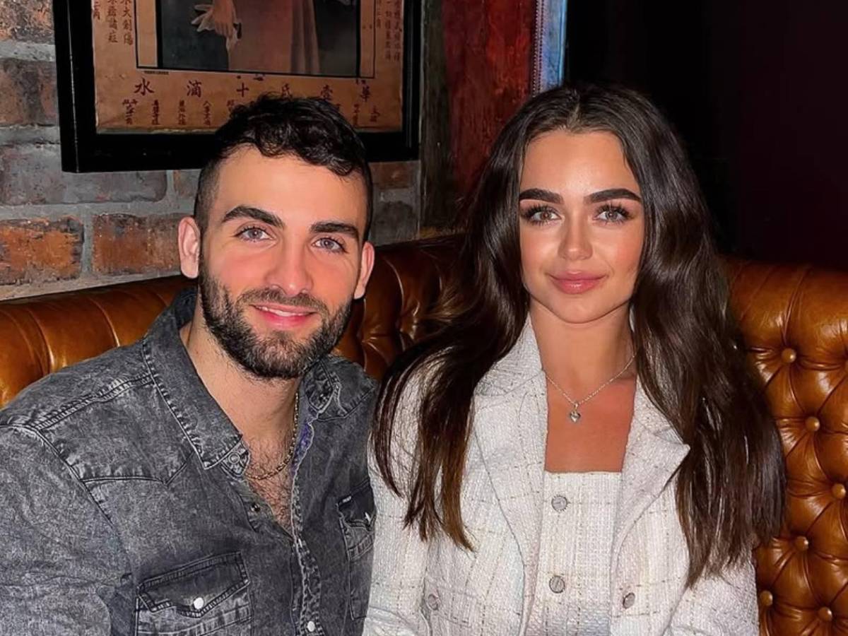 Muere dos semanas después de su boda: Hizo dura denuncia contra médicos