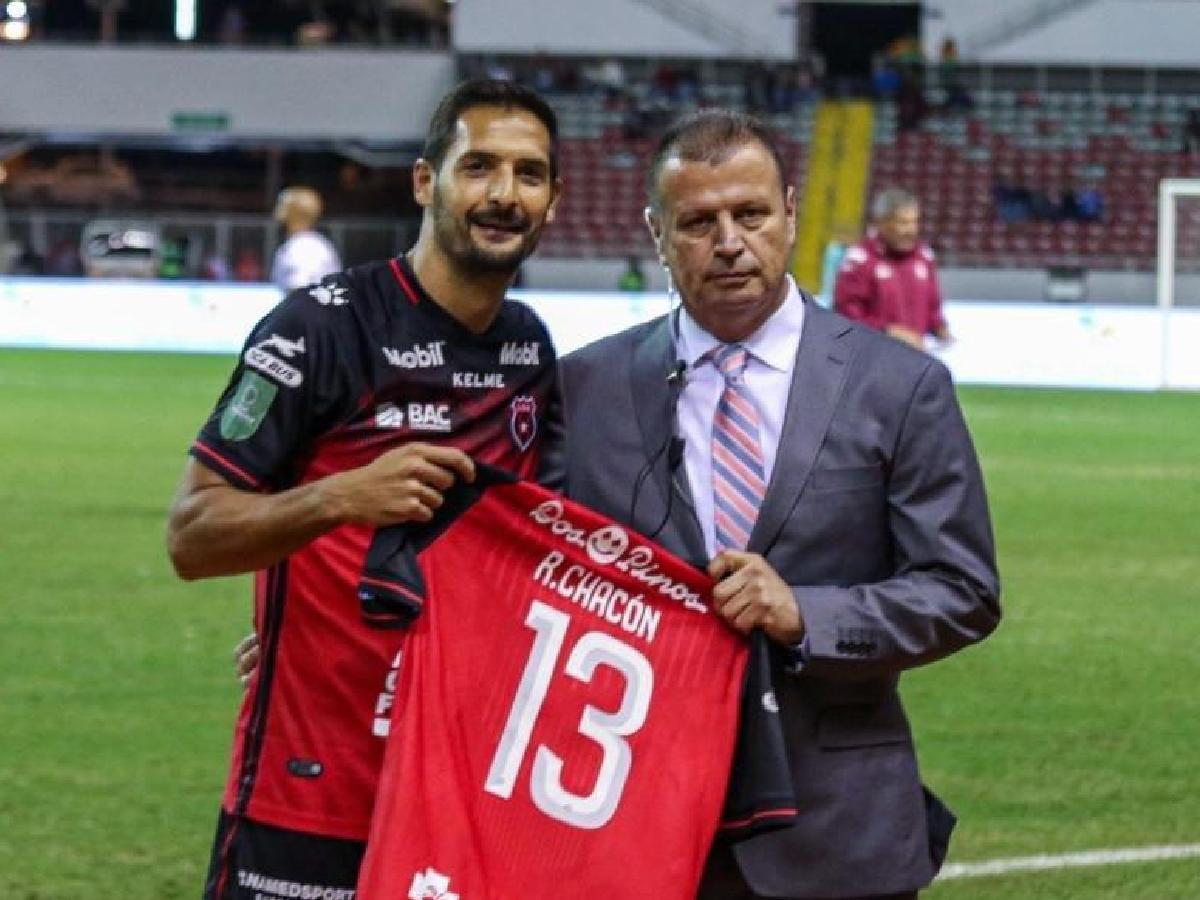 Real España anuncia llegada de costarricense al club, ¿qué trabajo ...