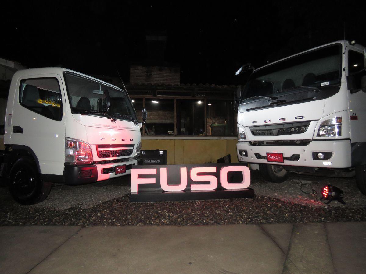 Excel celebra 15 años de distribución de la marca FUSO en Honduras