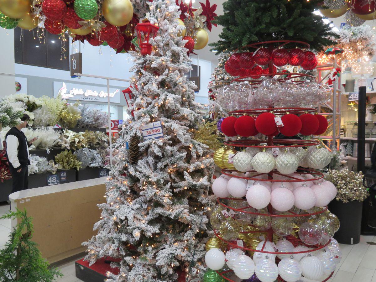Diunsa inaugura su temporada de navidad con su Cóctel Navideño anual