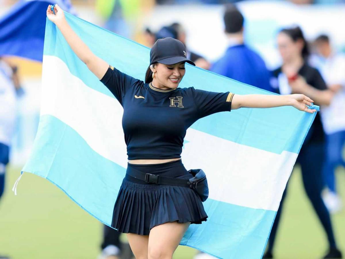 Milagro Flores 'enamora' a Supremo y se emociona: así llegó al partido de tiktokers en el Morazán