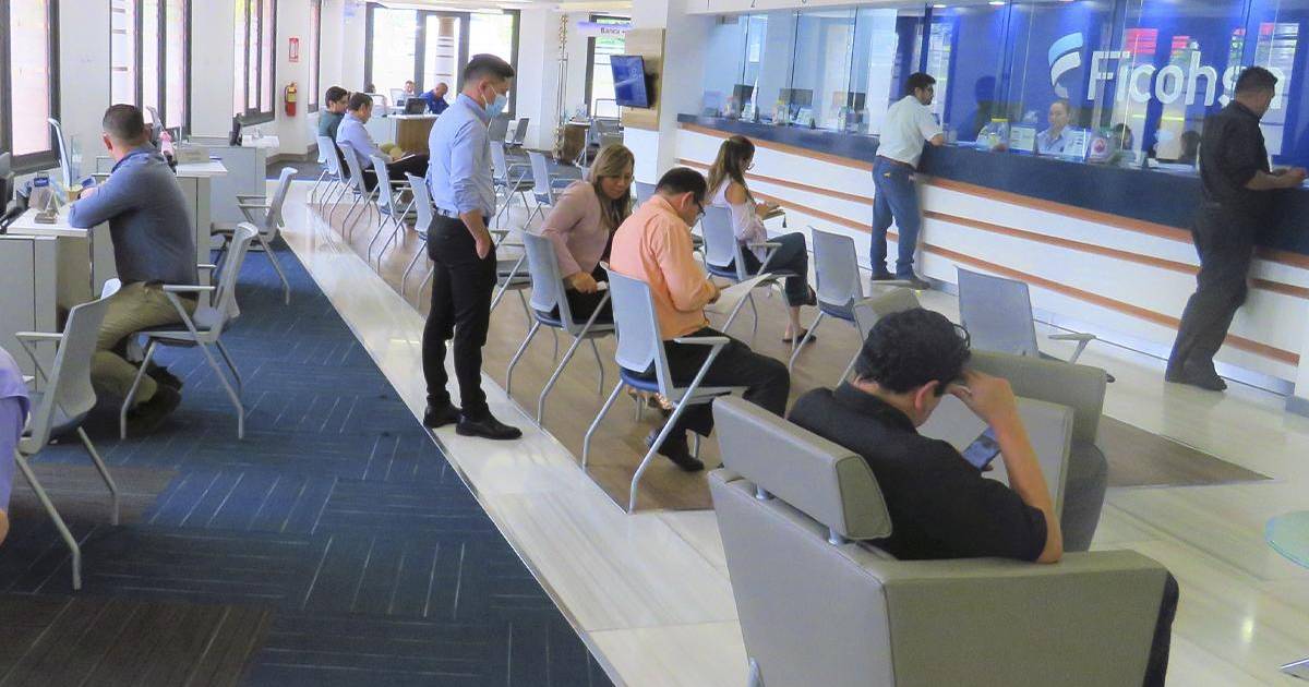 Plaza Ficohsa transforma la experiencia bancaria, brindando servicios ...