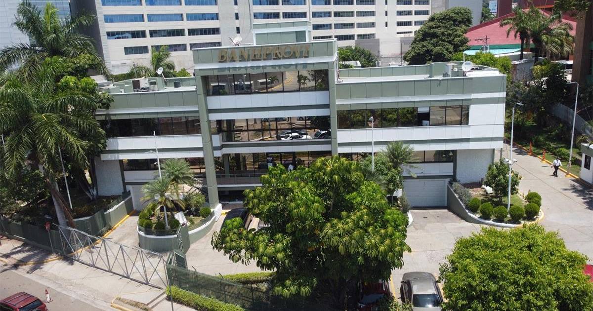 Banhprovi trabaja en construir el futuro de las familias hondureñas